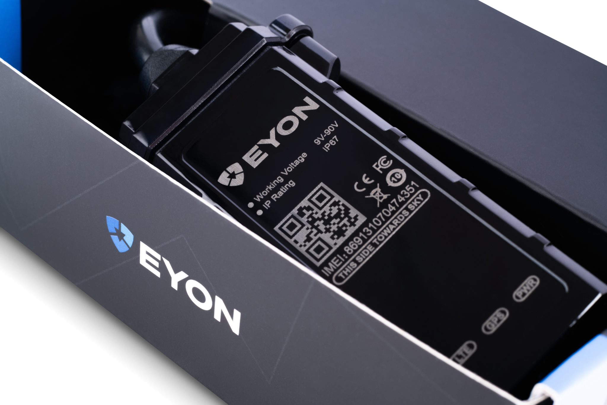 Eyon® Wired – Inbouw GPS Tracker met Lifetime tracking